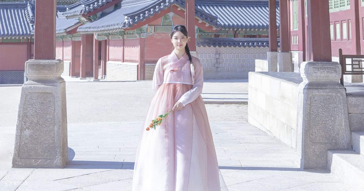 [Naye Hanbok] Hanbok Rental & Palace Photoshoot at Gyeongbokgung ...